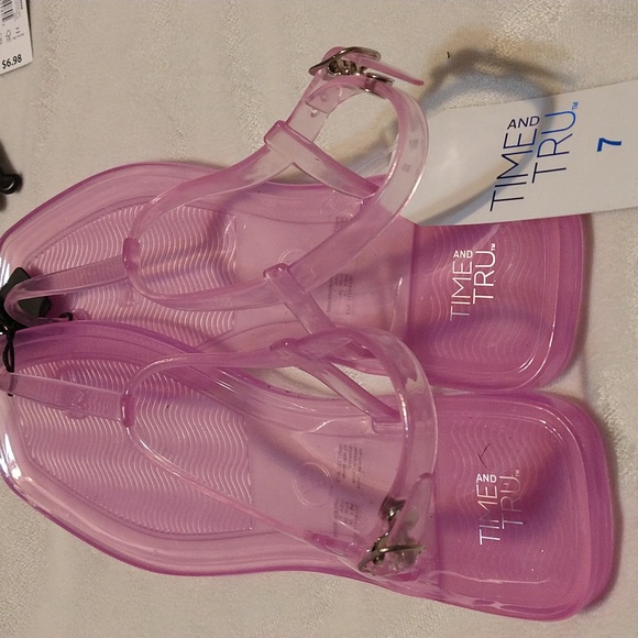 Time and Tru | Shoes | Time And Tru Jelly Beach Sandals | Poshmark